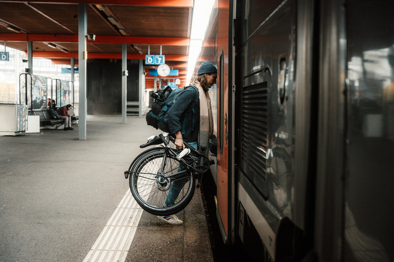 Bastille - The bike with big wheels that folds like no other bike